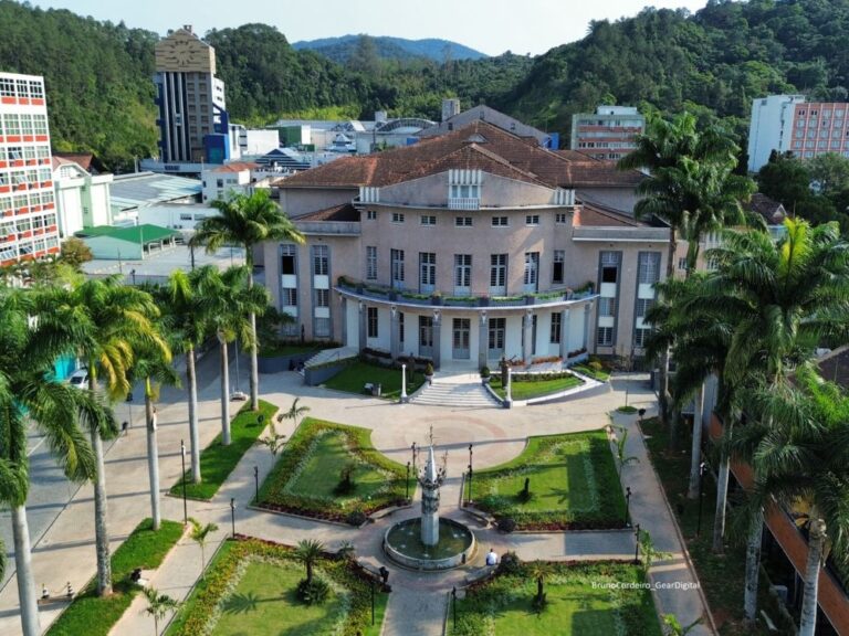 Como é morar no Centro de Blumenau?